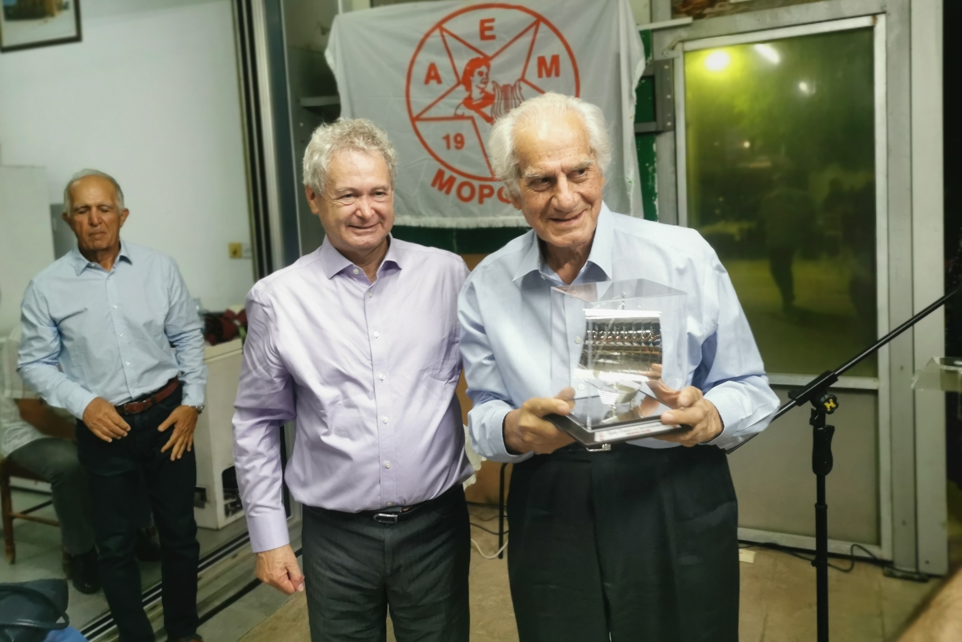 Τάκης Χατζηδημητρίου: Τιμήθηκε ο άνθρωπος που ξέρει να αγαπά την ...