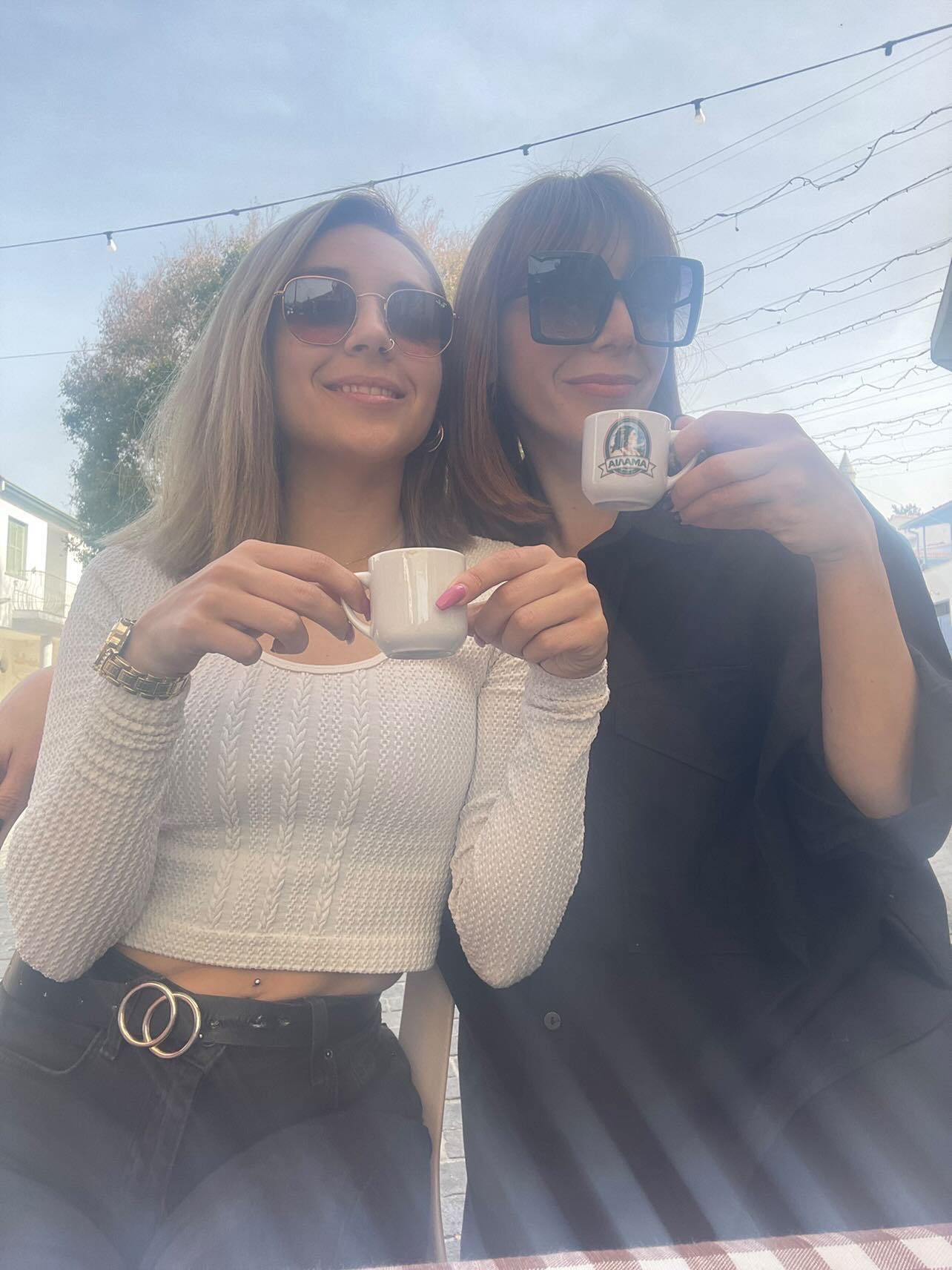 Μαρία Παπακώστα: Ο ρόλος της «Πρώτης», η ζωή πίσω από τις κάμερες και ...