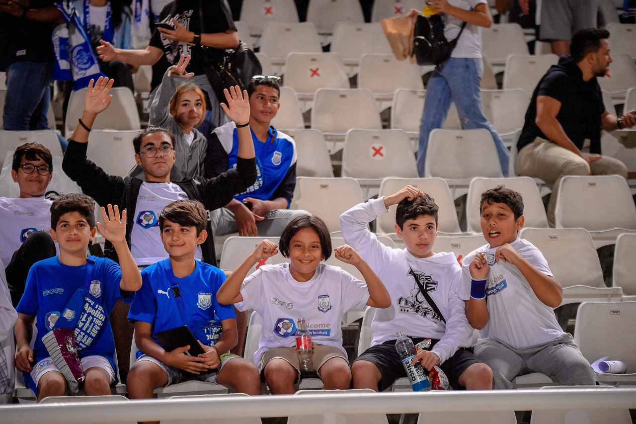 Η ομάδα “Welcome Through Football” στο ΓΣΠ (ΦΩΤΟΣ) | Ant1 Live