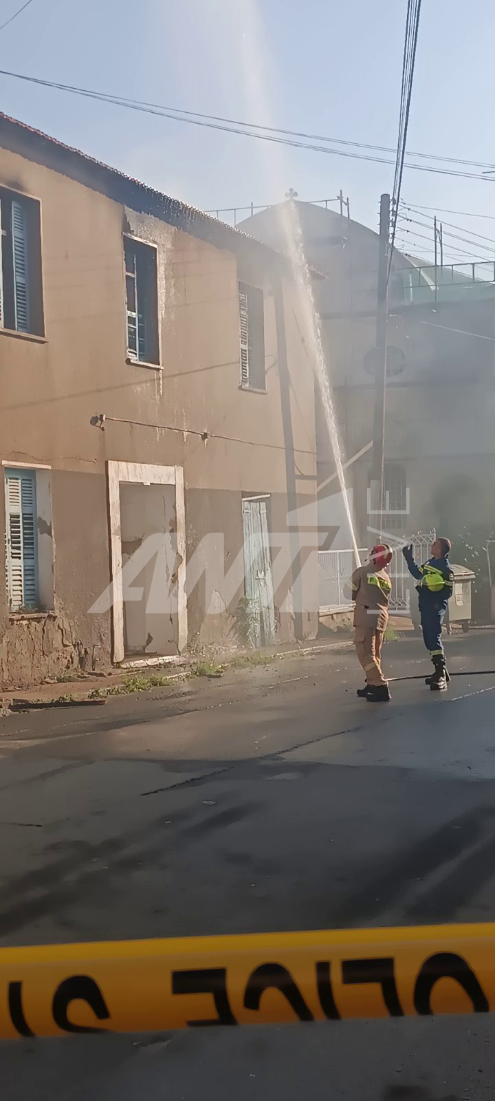 Καταφύγιο αστέγων το πλινθόκτιστο που τυλίχθηκε στις φλόγες (ΒΙΝΤΕΟ ...