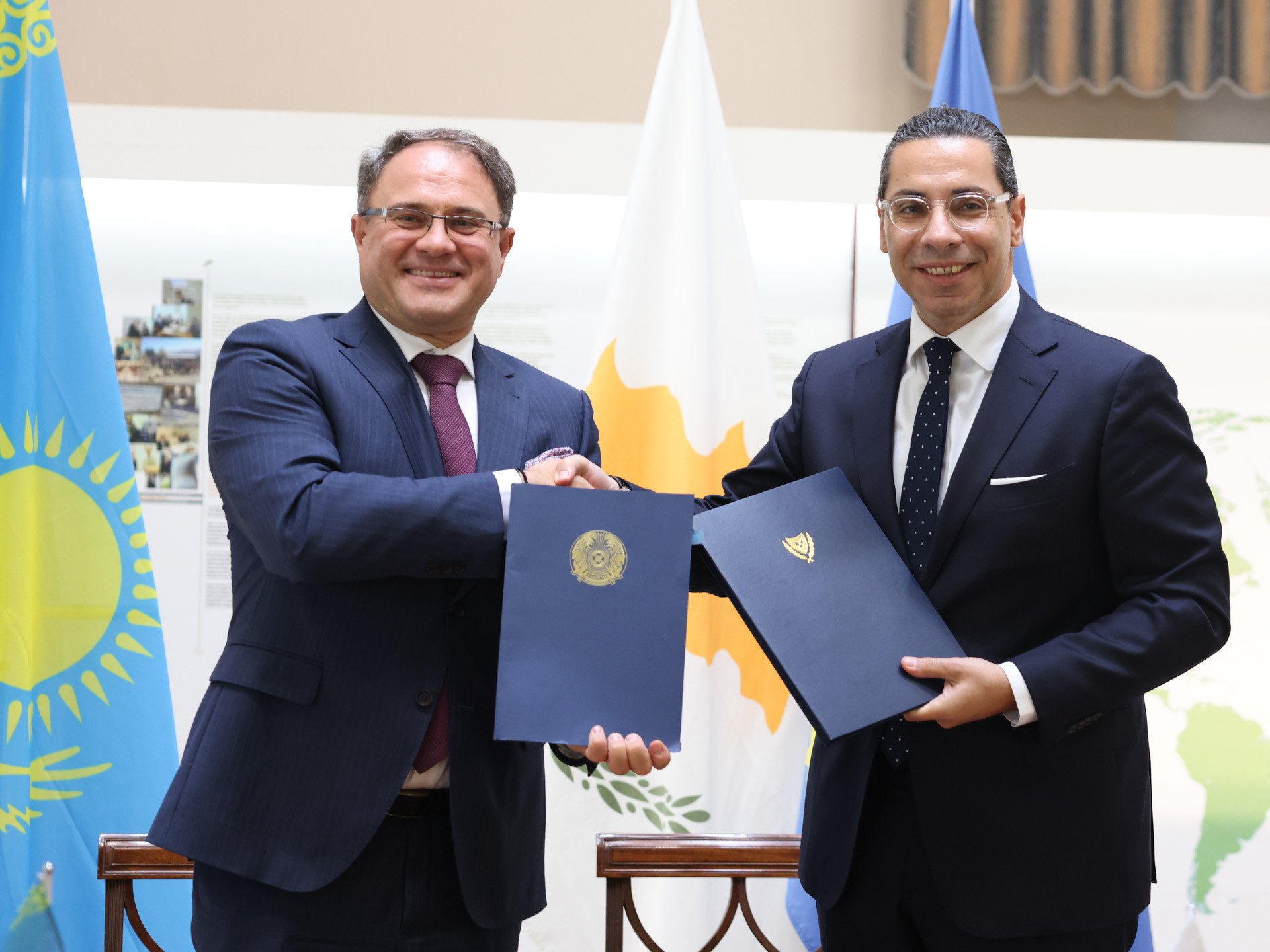 Η πολιτική του Καζακστάν ανοίγει την πόρτα για ενισχυμένη συνεργασία με ...