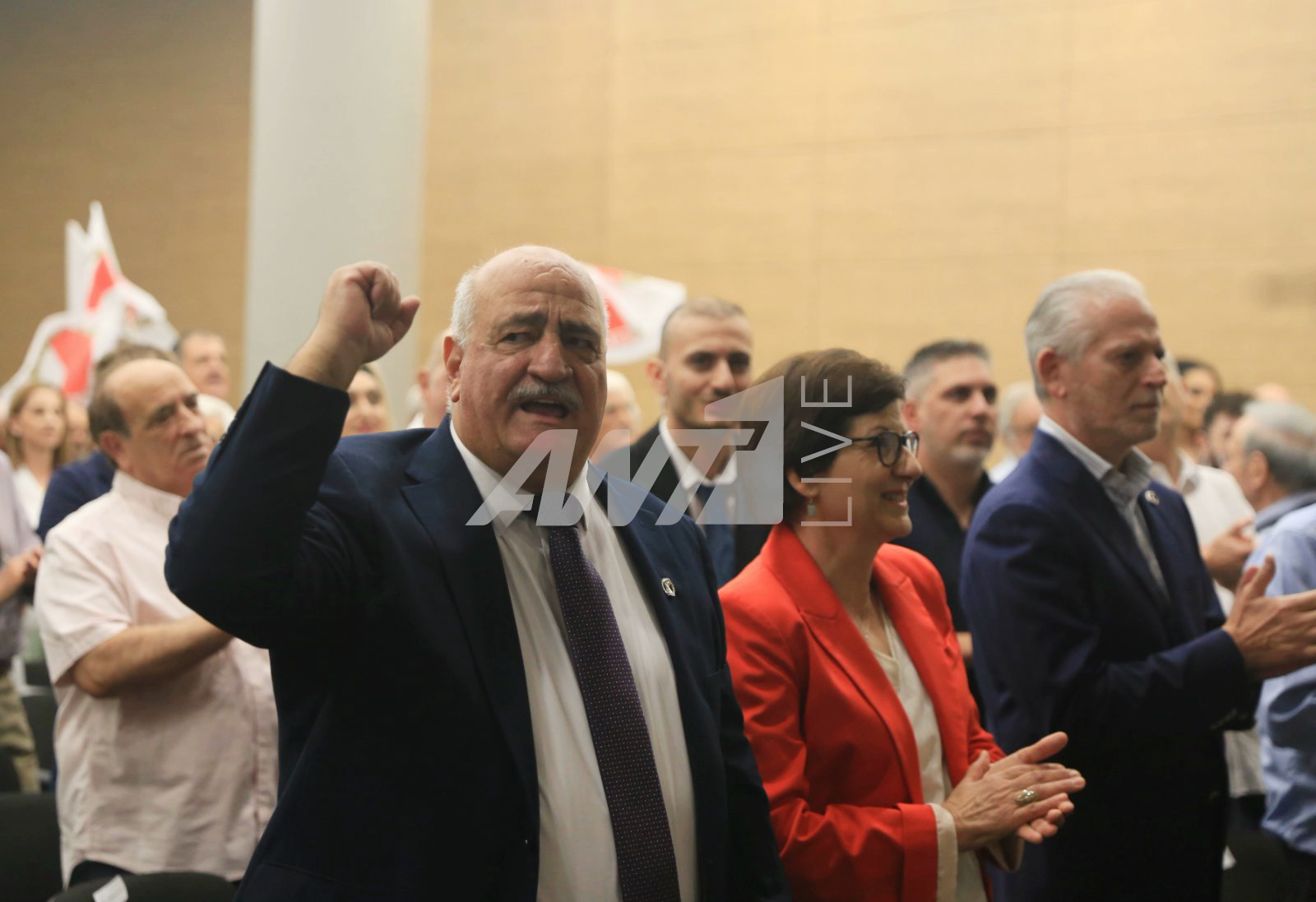 Παγκύπρια Συνδιάσκεψη ΕΔΕΚ: «Να αφήσουμε πίσω μας αυτά που μας χωρίζουν ...