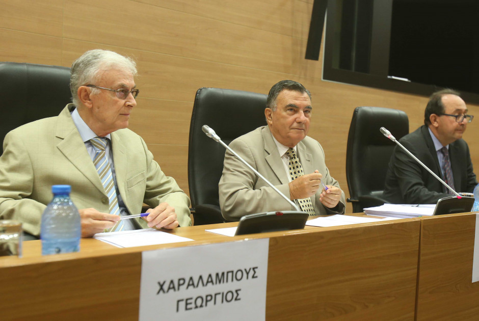 Οι επόπτες χάλασαν και το εναλλακτικό σχέδιο για διαχωρισμό σε "καλή ...