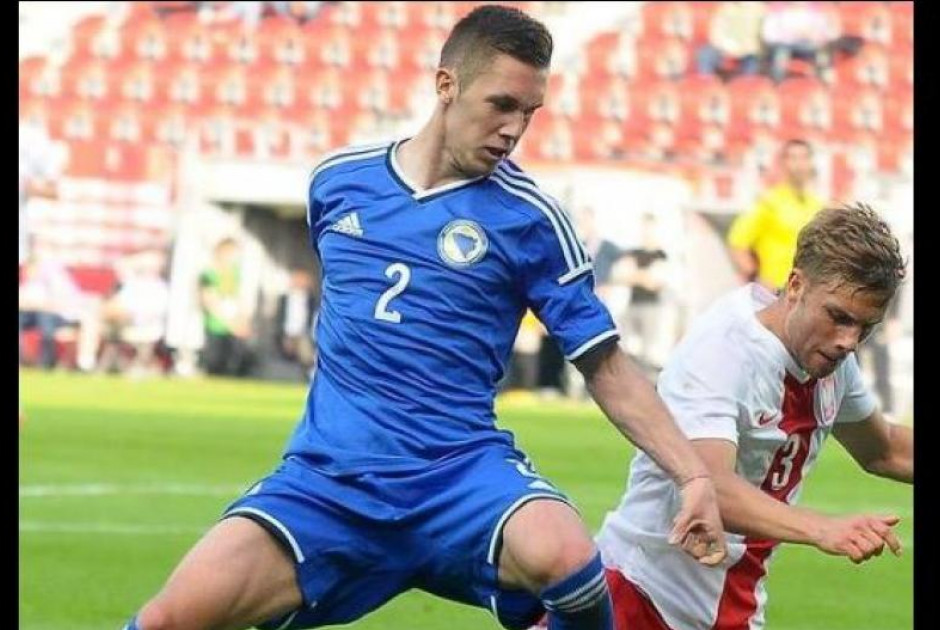 Μεταγραφικό: "Έβαλε" την υπογραφή του ο Edin Sehic (εικόνα) | Ant1 Live