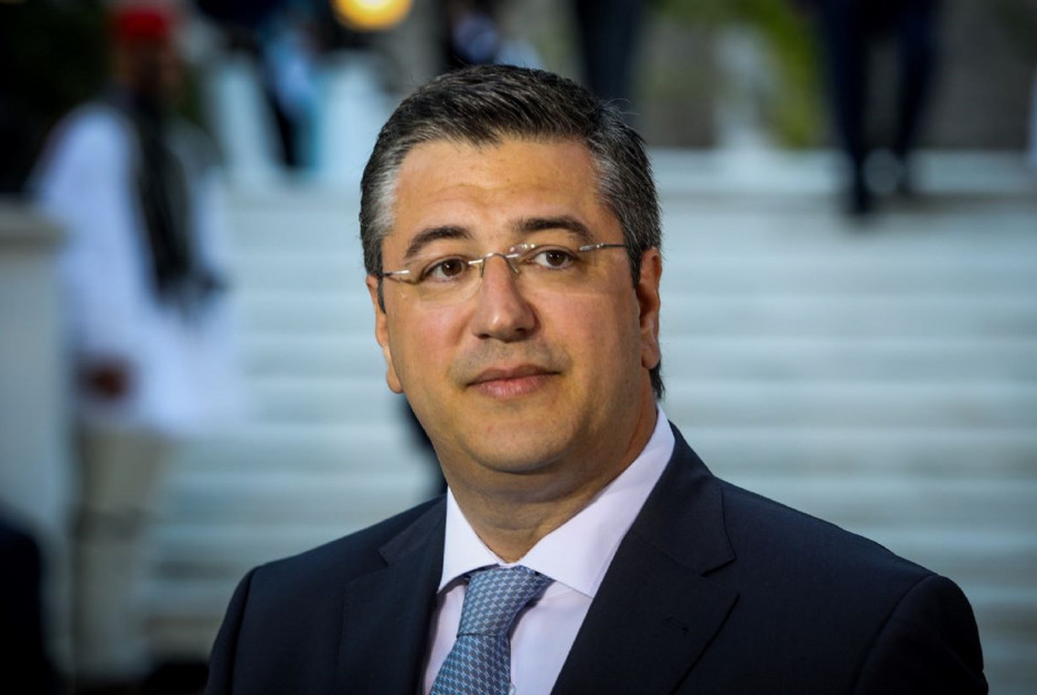 Απόστολος Τζιτζικώστας: Τα νεότερα για την υγεία του – Υποβλήθηκε σε ...