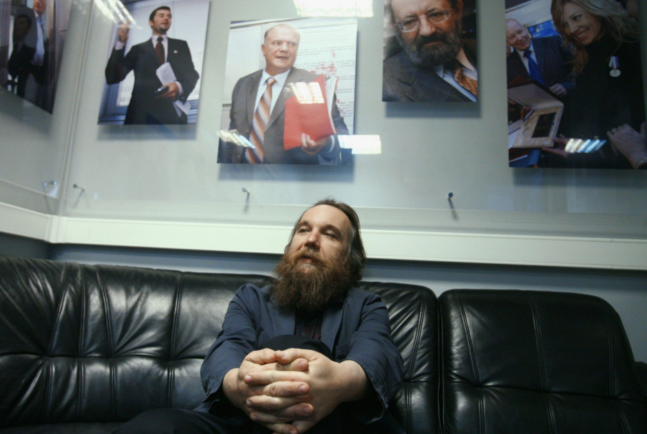 Μαύρες μέρες ξυπνούν στη Ρωσία: Η πραγματική σχέση του Ντούγκιν με τον ...