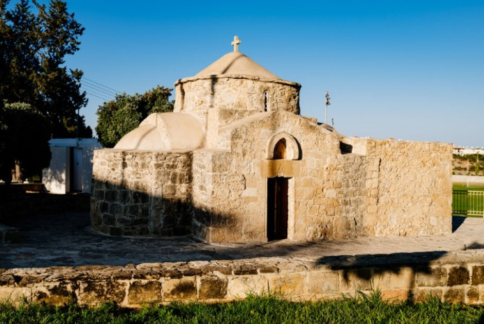 Έκλεψαν καμπάνα από παρεκκλήσι στη Χλώρακα | Ant1 Live