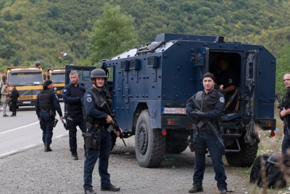 Αποκλεισμένες συνοριακές διαβάσεις ανάμεσα στη Σερβία και το Κόσοβο ...