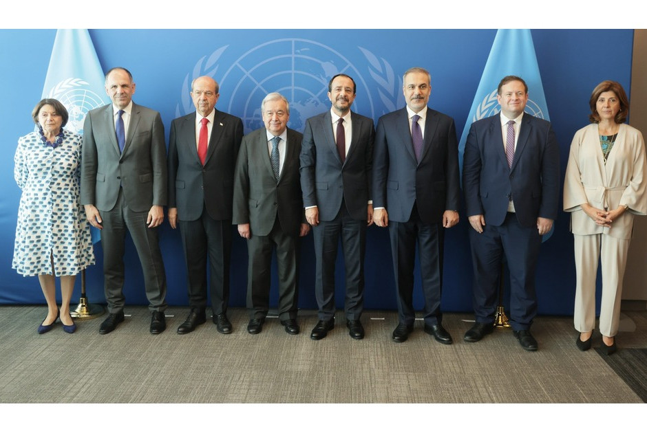 Ο Γκουτέρες ανακοίνωσε τριμερή τον Σεπτέμβρη και νέα πενταμερή μέσα στο ...
