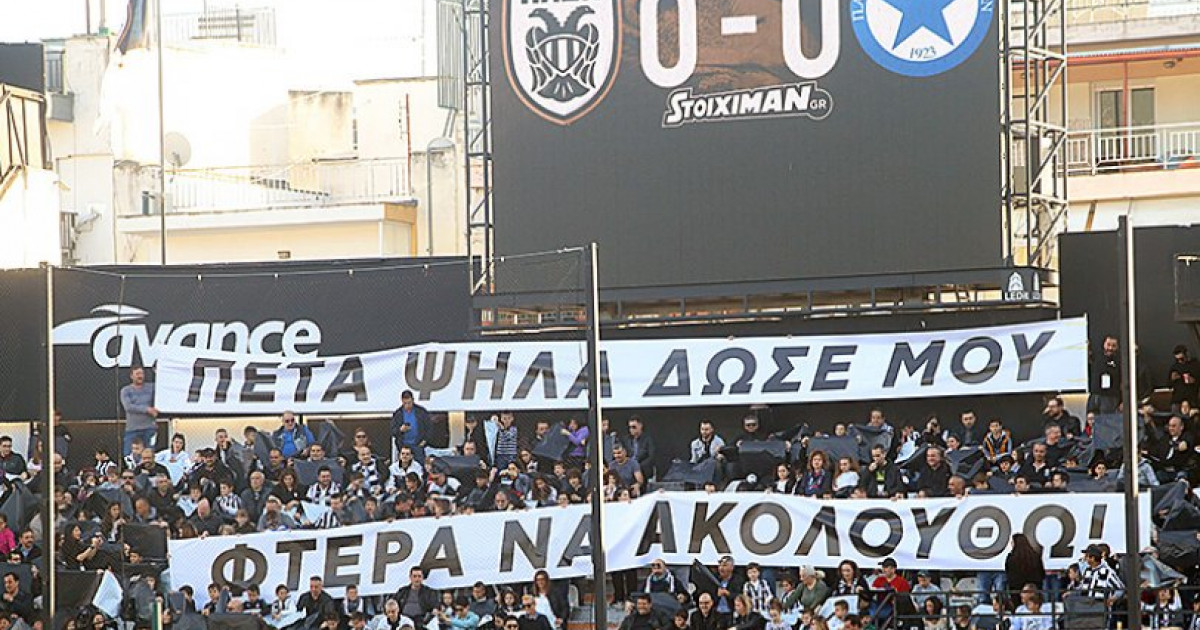 Η ιστορία της Ελπίδας και το πανο που συγκίνησε όσους βρέθηκαν στην ...