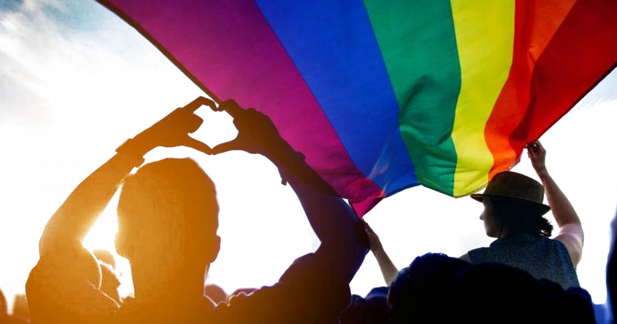 Ουγγαρία: Ο Ορμπάν απαγορεύει με νόμο τo Pride | Ant1 Live