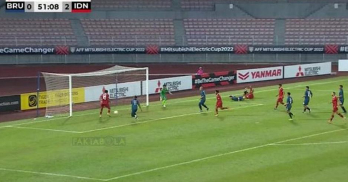 ΑΠΙΣΤΕΥΤΟ: Αυτή η φάση που βλέπετε δεν κατέληξε σε γκολ (ΒΙΝΤΕΟ) | Ant1 ...
