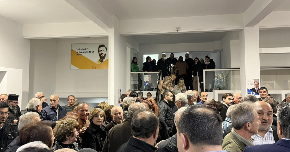Το αδιαχώρητο στο εκλογικό επιτελείο του Ν.Χριστοδουλίδη στη Λάρνακα ...