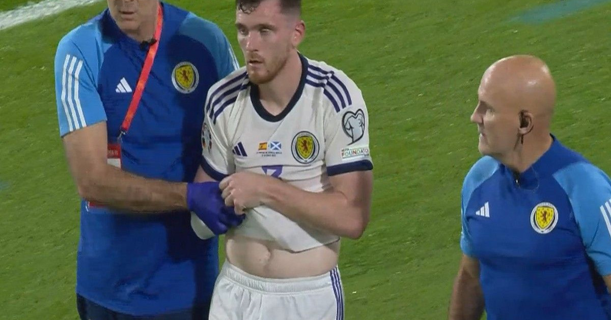 Ισπανία - Σκωτία: Τραυματίστηκε στον ώμο ο Ρόμπερτσον και έγινε αλλαγή στο 42' | Ant1 Live