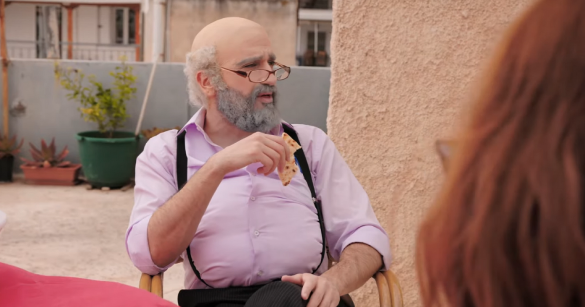 «Ξαναχτυπά» με νέο βίντεο ο Διονύσης Ατζαράκης - Αυτή τη φορά για τον ...