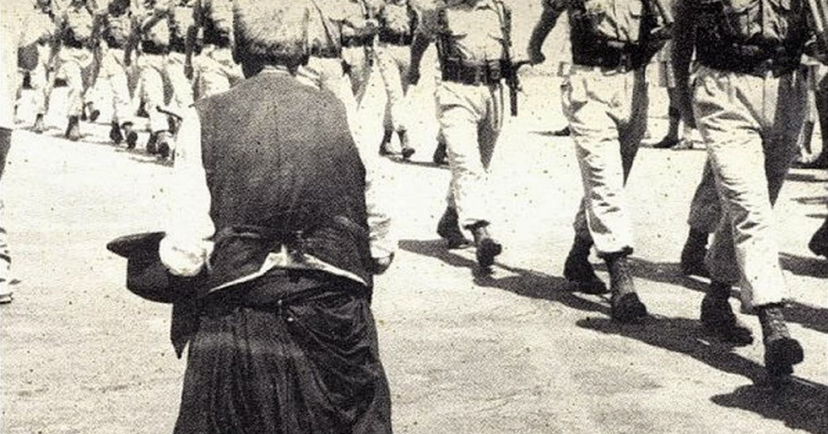 Η ιστορία και οι αγώνες του ηρωικού Συντάγματος της ΕΛΔΥΚ το 1974 ...