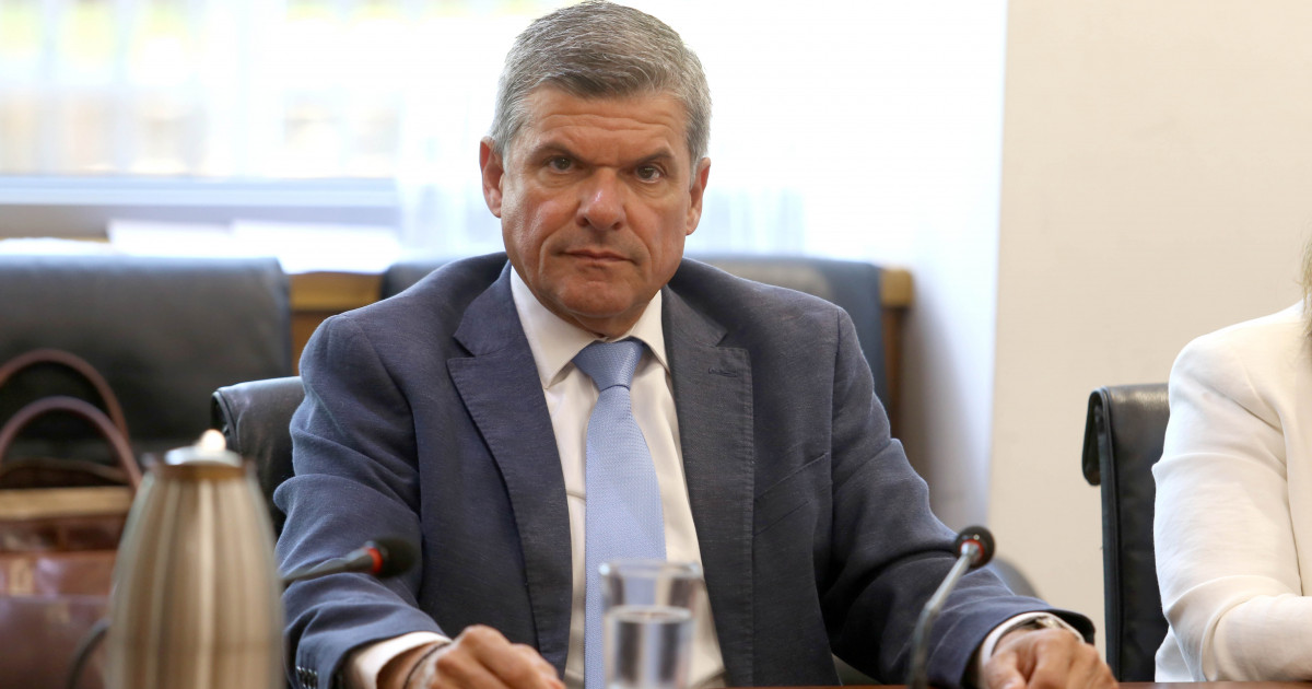 Υπ. Ενέργειας: Μέχρι το τέλος 2025 θα πρέπει όλες οι υποδομές στο ...
