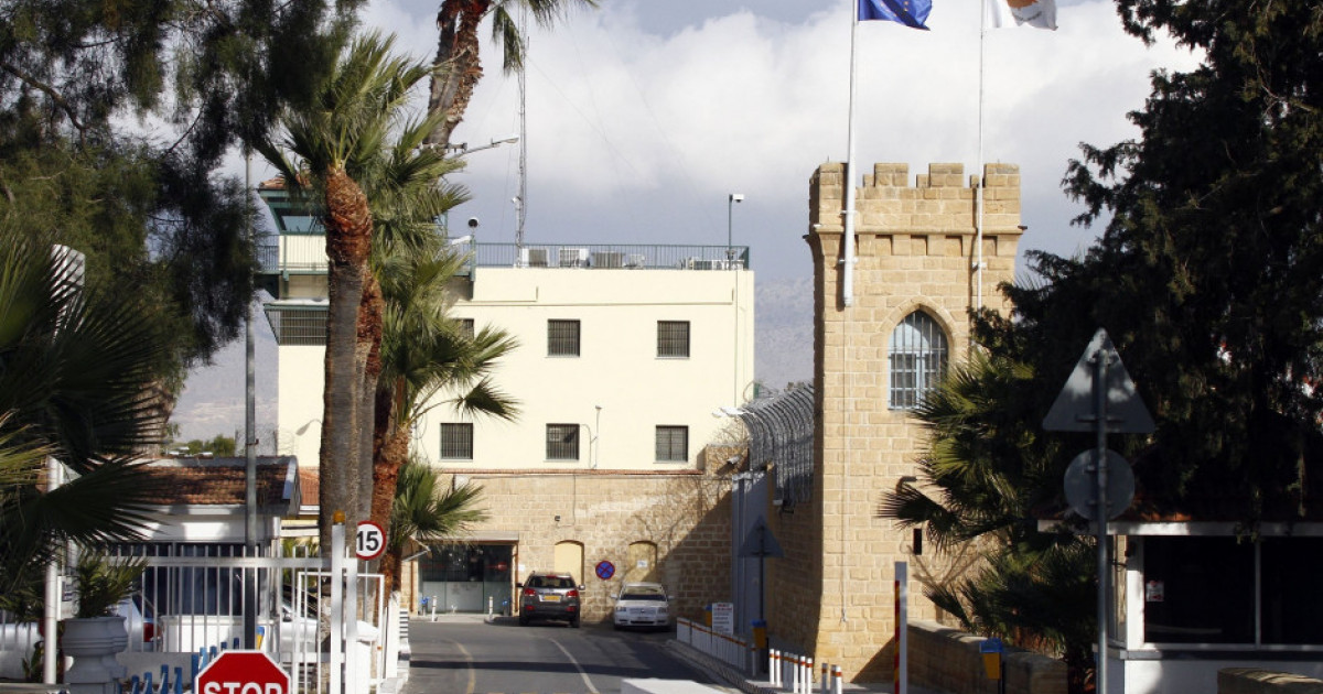 Άνω κάτω οι Κεντρικές Φυλακές μετά την κατάθεση - σοκ κρατούμενης ...
