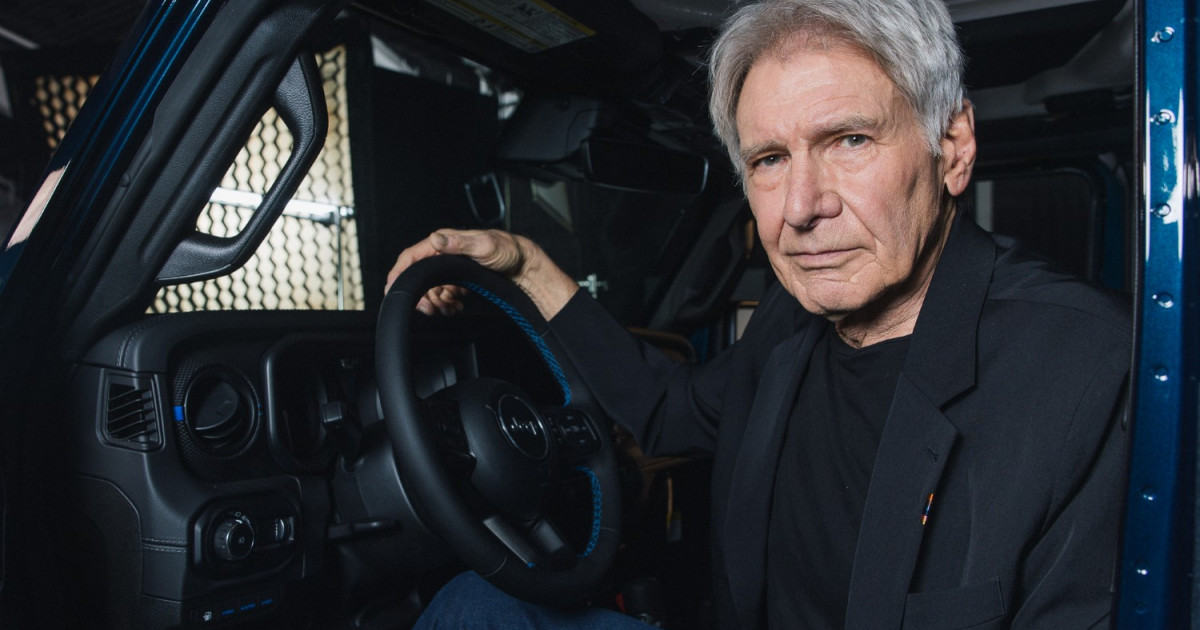 Ο Harrison Ford πρωταγωνιστεί στη διαφήμιση της Jeep στο Super Bowl ...