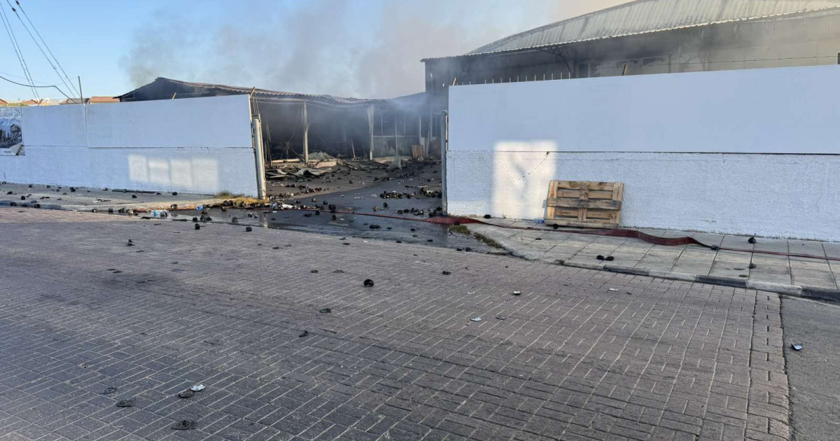 Ύποπτος για πυρκαγια σε εργοστάσιο: Εκτόξευσε απειλές επειδή δεν τον ...