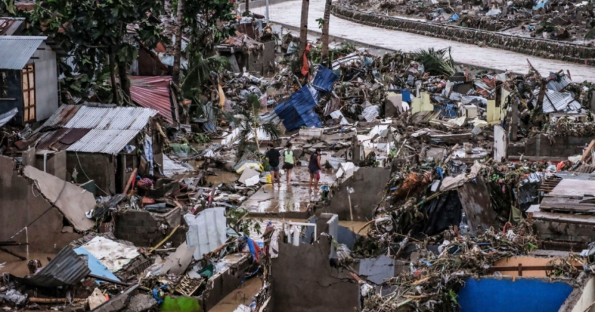 Τραγωδία στις Φιλιππίνες: Περισσότερους από 90 νεκρούς άφησε ο τυφώνας Καλμάγκι | Ant1 Live